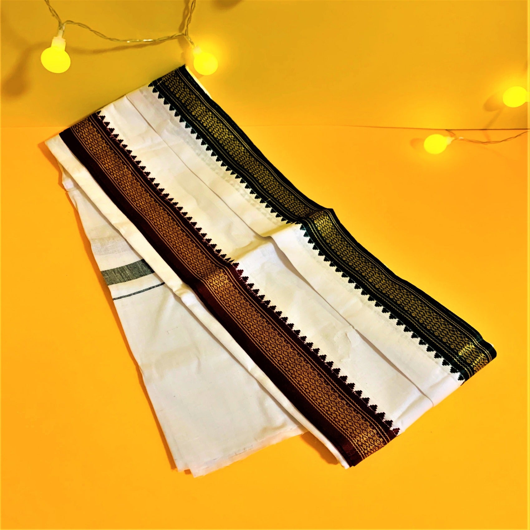 White Gamcha Vastra with Border | poojapaath.ca